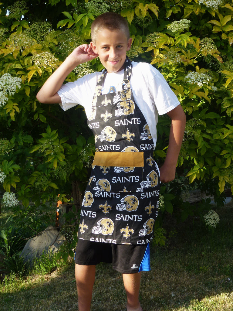New Orleans Saints Apron, Mens Football Apron with Pockets – Needles ...